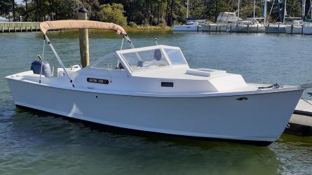 NEW MOON | Wooden Boat